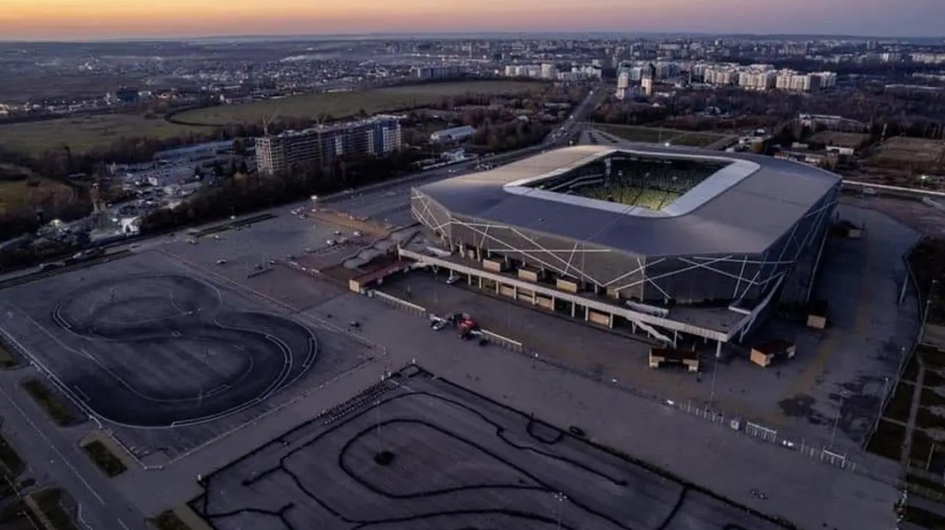 «Арена Львів» купує сотні відеокамер у сумнівної китайської компанії